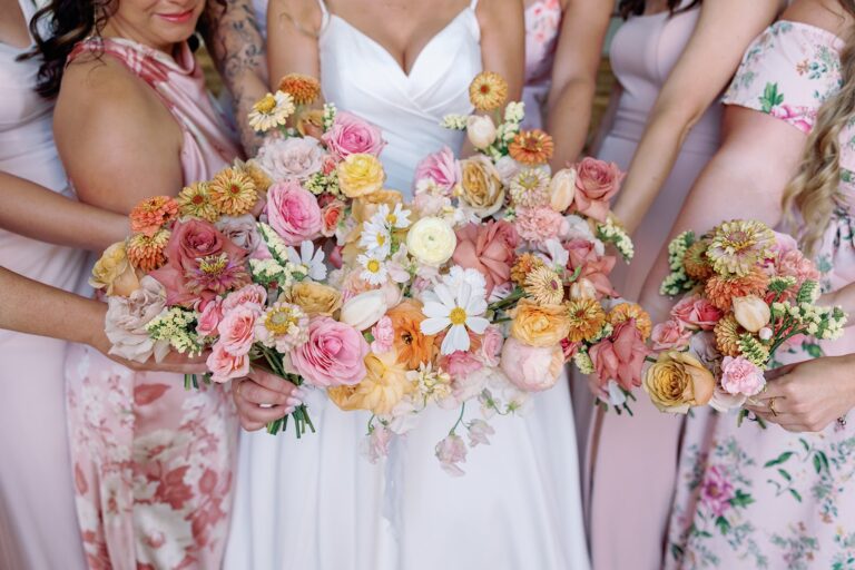A Golden Hour Soiree | Vibrant Summer Wedding Florals | Nicole and ...