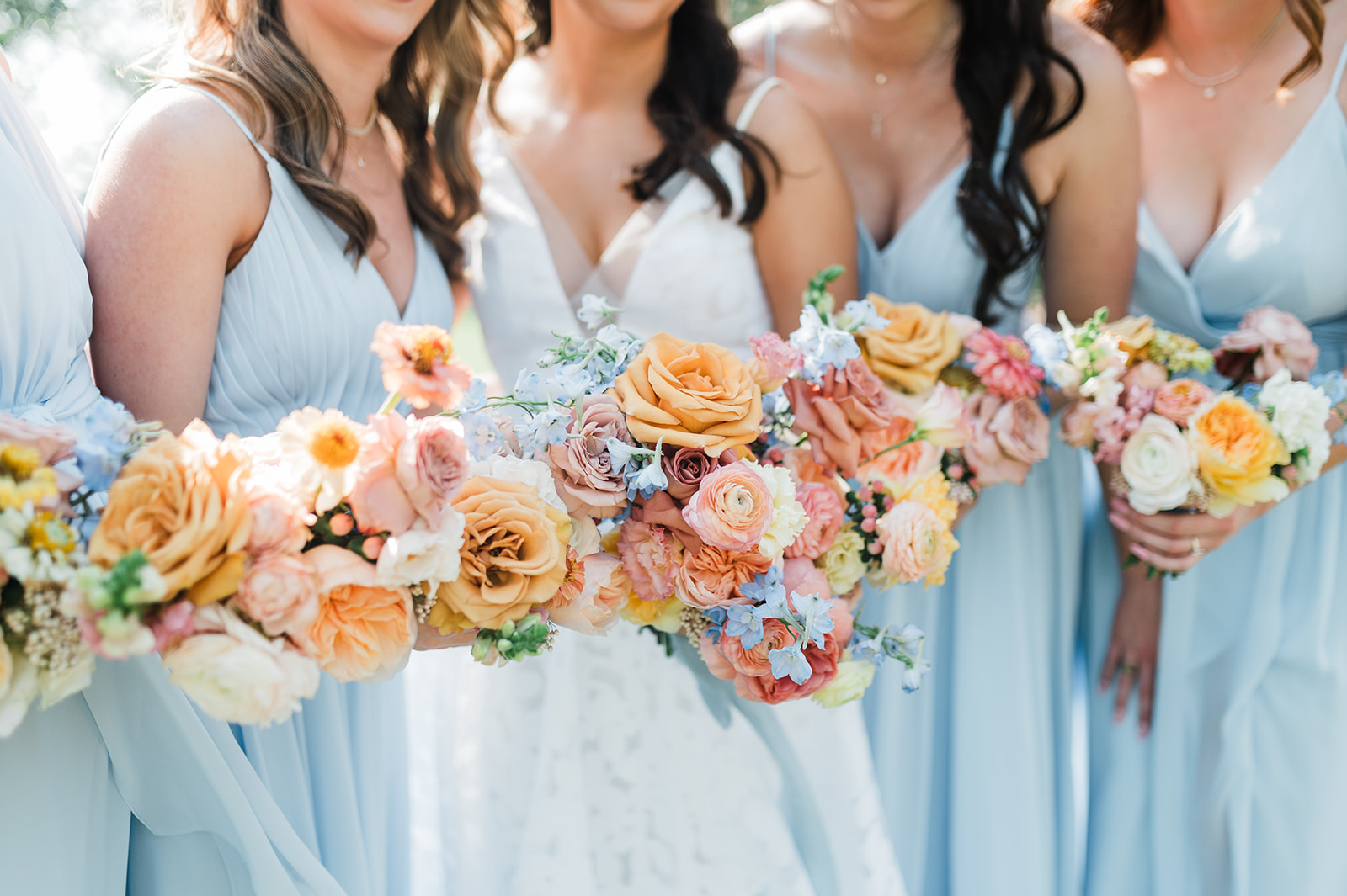 Enchanting Garden Wedding Flowers | Kennedy + Austin - The Sunrise ...